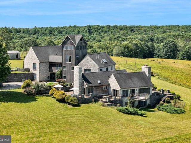 584 McClelland Rd, Brookville, PA 15825