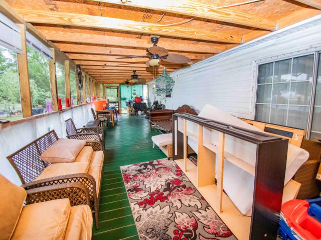 584 NW Rooster Ridge Road