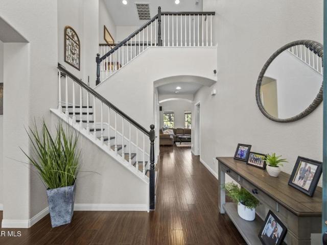 584 Roosevelt Court