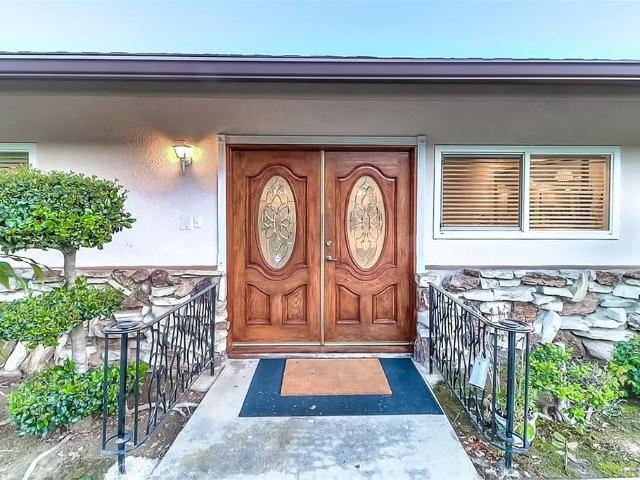 584 W 22nd