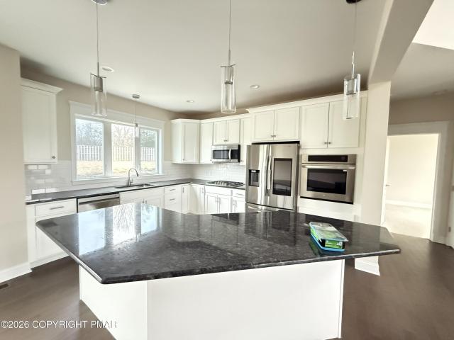 584 Westlake Drive