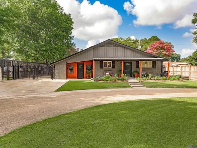 5854 Convention St, Baton Rouge, LA 70806