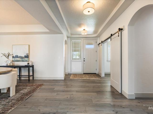 5854 W Avilla Dr