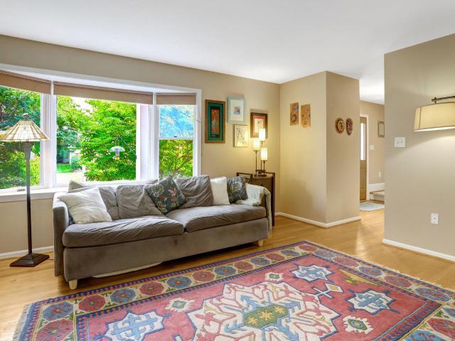 5854 26Th Street N