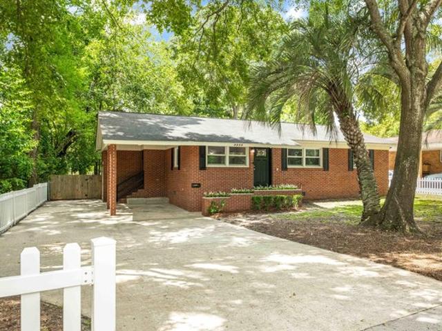 5855 Murray Dr, Hanahan, SC 29410