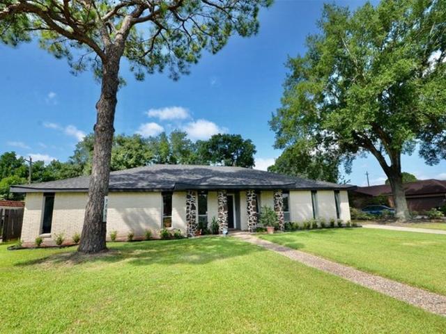 5855 S Braeswood Blvd, Houston, TX 77096