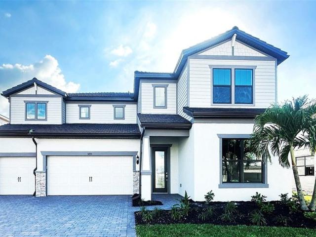5855 Silverside Pine Ct, Bradenton, FL 34211