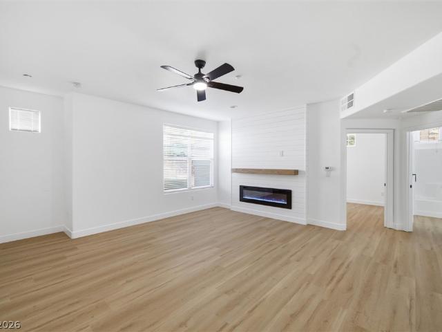 5855 Valley Drive 1022
