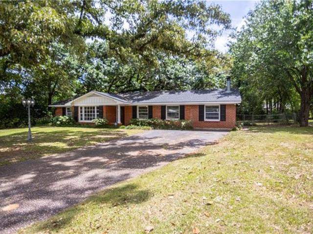 5855 Zeigler Blvd, Mobile, AL 36608