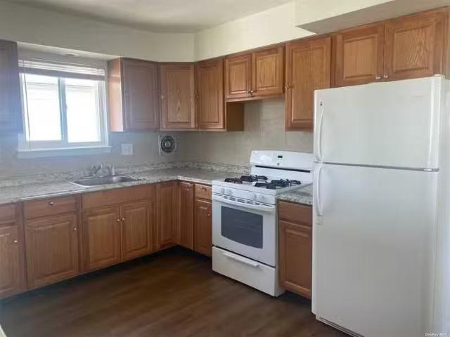 58560851 404 Roosevelt Blvd #2