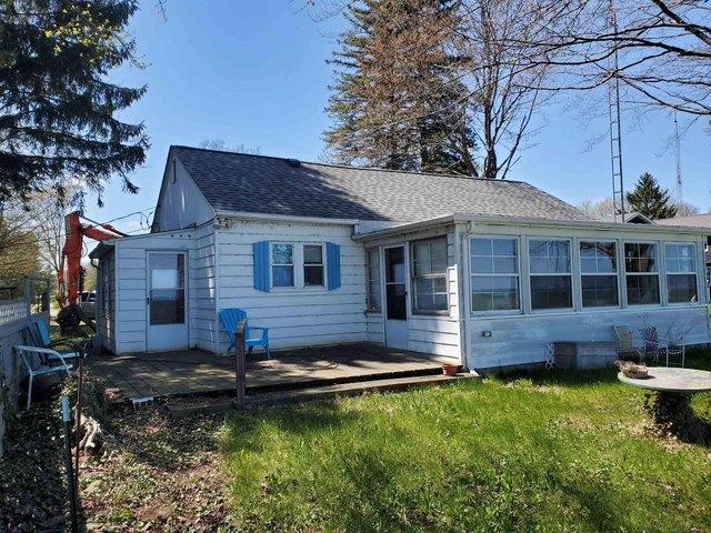 5857 Lakeshore Rd, Lexington, MI 48450
