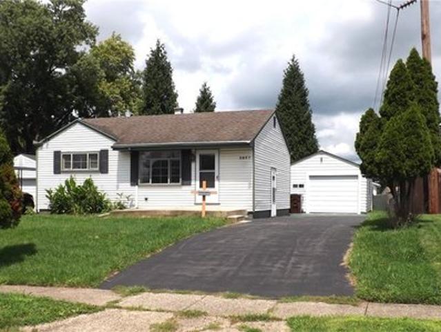 5857 Willaston Dr, Riverside, OH 45431