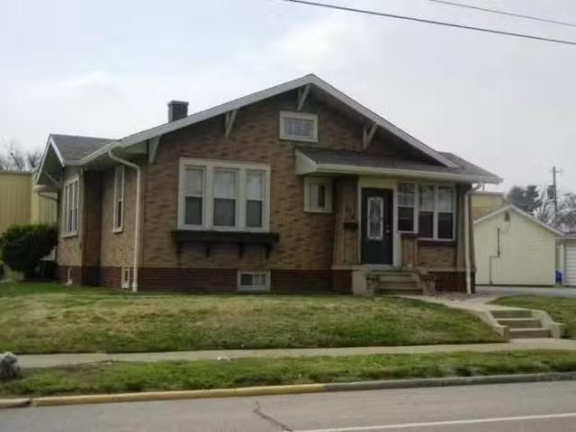 58594011 314 W Main St