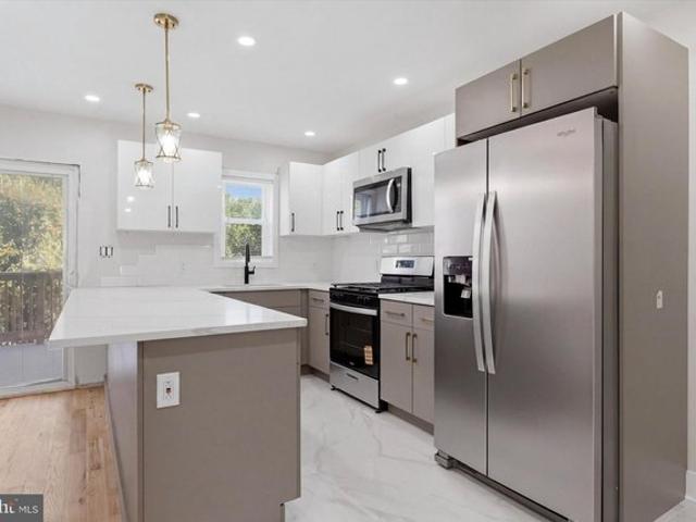5859 Sylvester St, Philadelphia, PA 19149