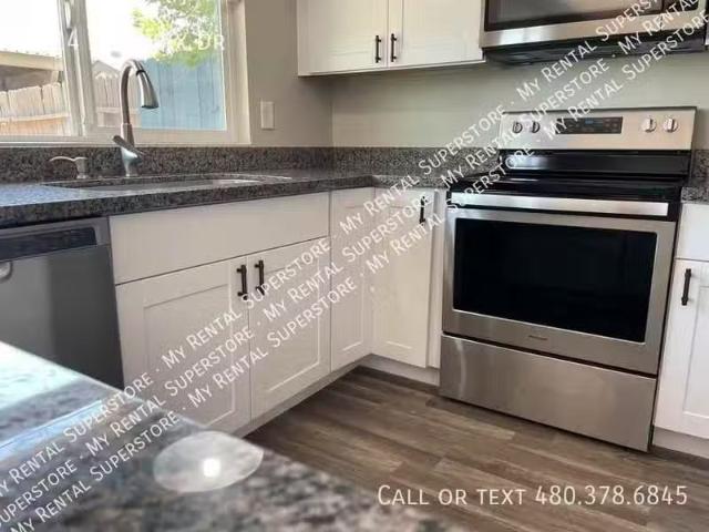 58502424 1014 E Bendix Dr