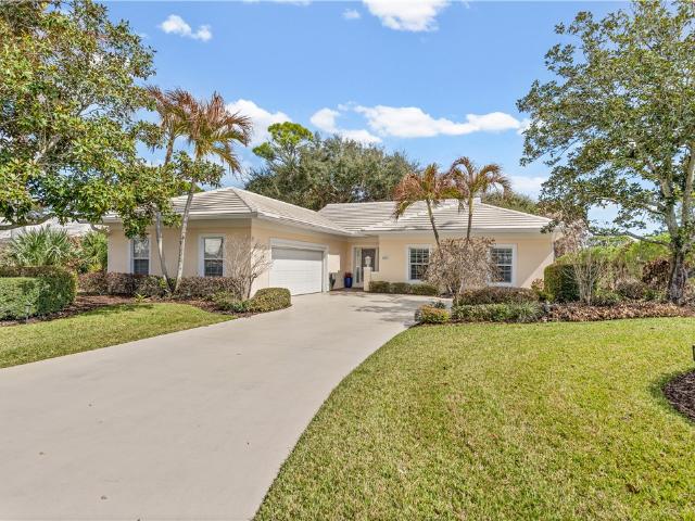 5850 Magnolia Ln, Unit 16, Vero Beach, FL 32967 | MLS #295355 | Compass