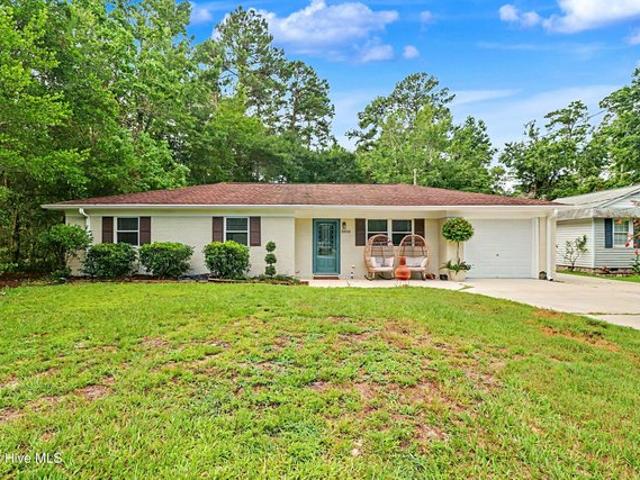 5850 Michelle Dr, Wilmington, NC 28403