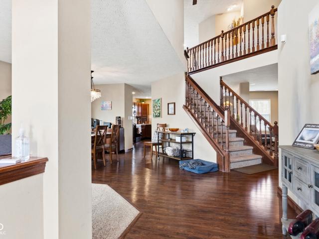 5850 Columbia Cir, Greenwood, IN 46142 | MLS #22089 | Compass