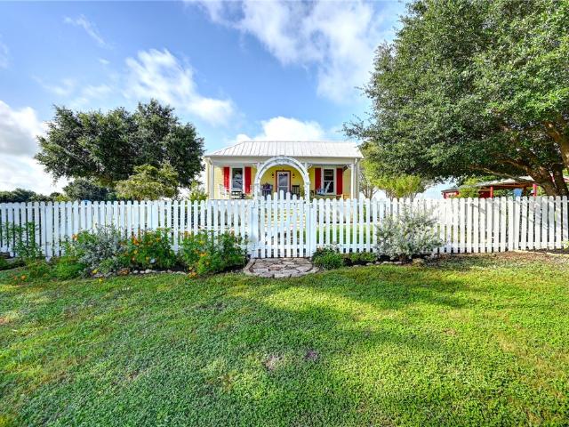 5850 Trackside Road