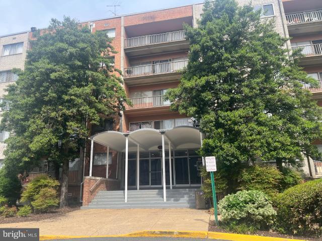 5851 Quantrell Ave, Unit 406, Alexandria, VA 22312 | MLS #VAAX2059 | Compass