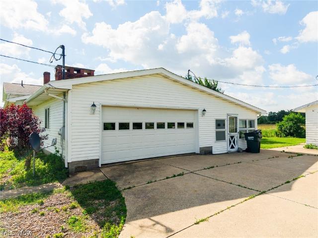 5852 W. Old Lincolnway