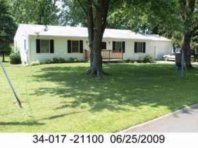 $585 / 2br unit in a ranch duplex Cortland map