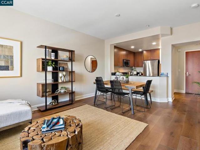585 9th St #411, Oakland, CA 94607