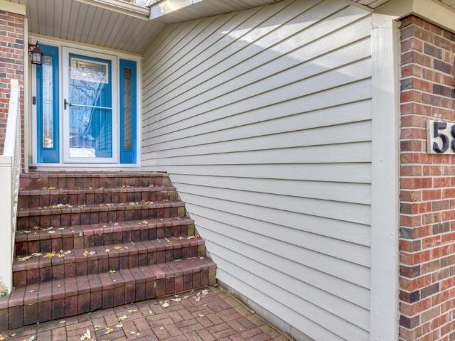 585 Cambridge Way