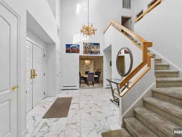 585 Churchill Road