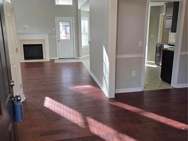 585 Chapel Walk Lane