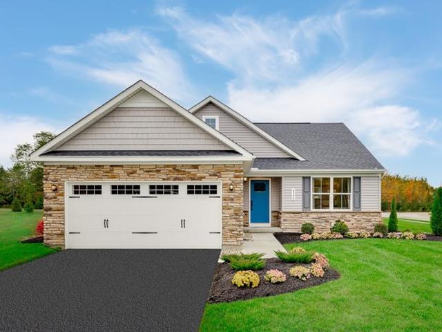 585 Arbor Ridge Dr, Hampshire, IL 60140