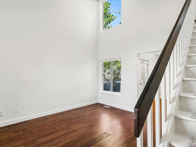 585 Arden Circle