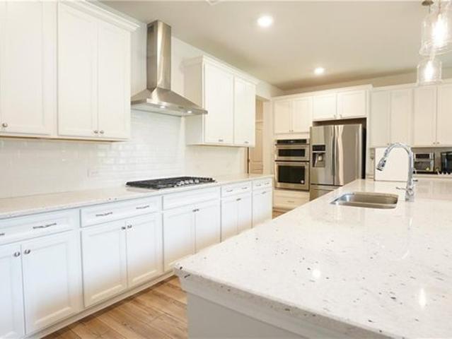 585 Briard Dr, Buford, GA 30518