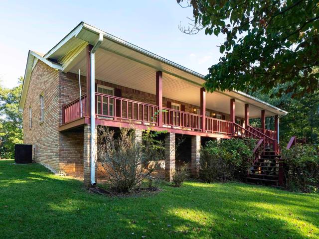 585 Dogwood Trail