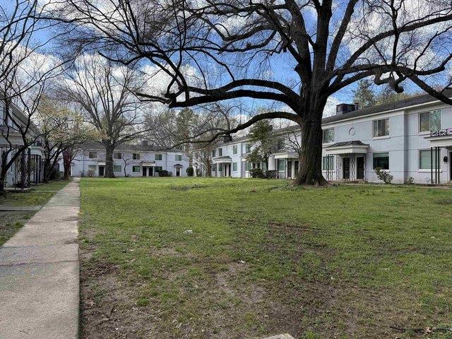 585 E Parkway S Apt 6, Memphis, TN 38104