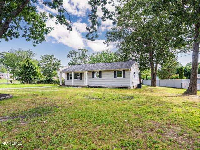 585 Fawn Drive
