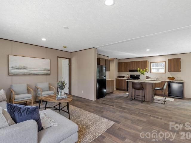 585 Oneal Road