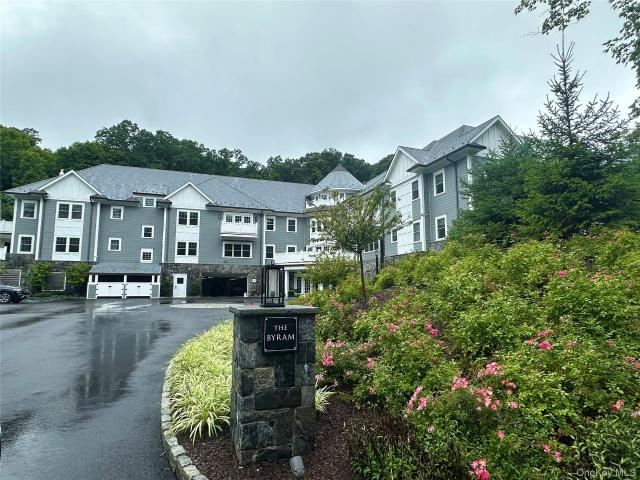 585 Main St 1A