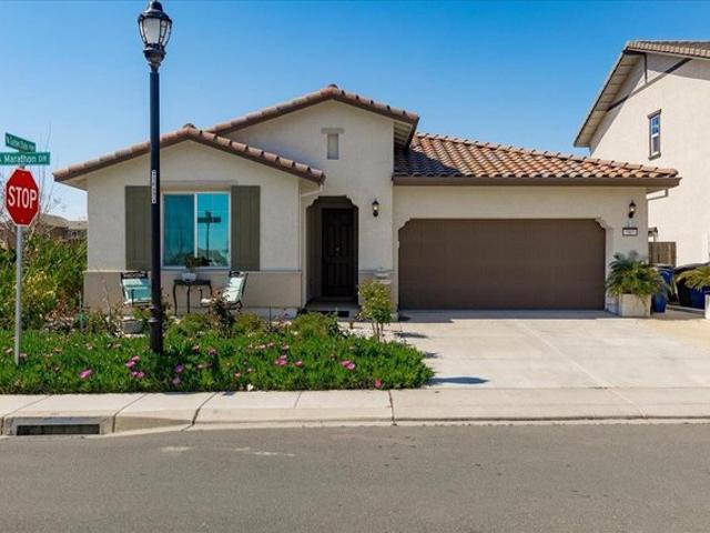 585 Marathon Dr, Oakley, CA 94561