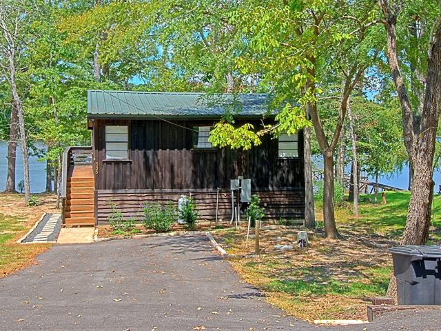 585 N Evergreen Drive