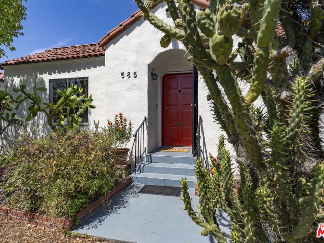 585 N Irving Boulevard