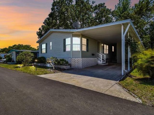 585 Sky Harbor Dr #420, Clearwater, FL 33759