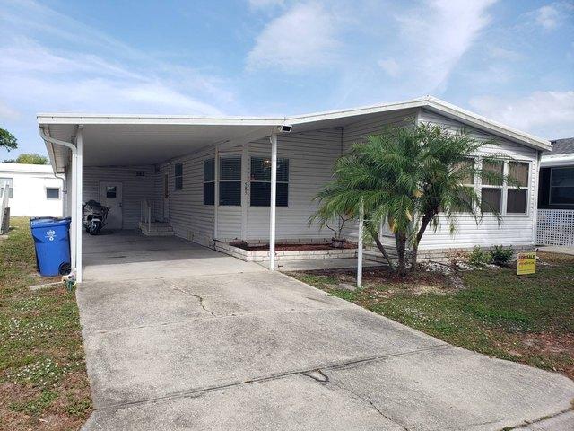 585 Sundrop Cir, Ruskin, FL 33570