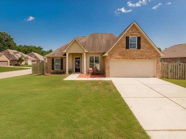 585 Ponderosa Dr, Ponchatoula, LA 70454