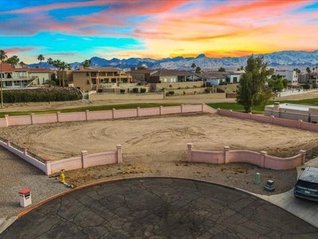 585 Player Ln, Lake Havasu City, AZ 86406