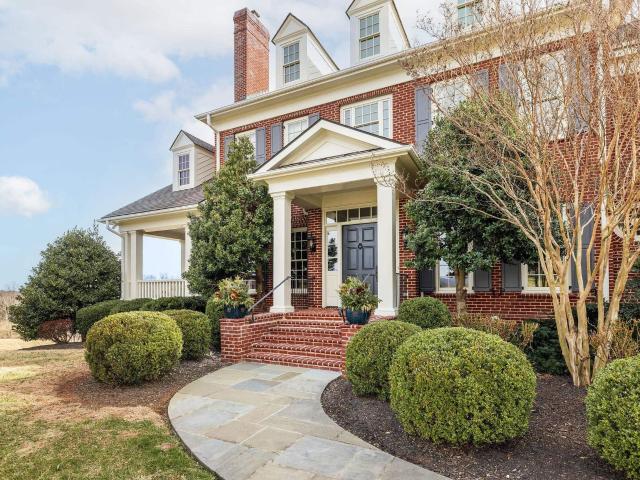 585 ragged mountain dr