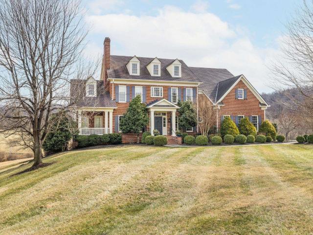 585 ragged mountain dr