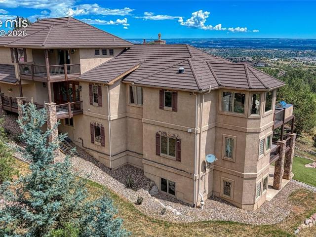585 Vista Grande Drive
