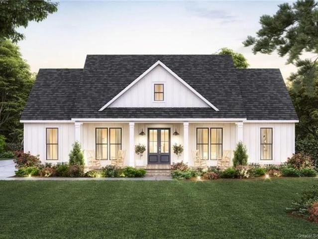 5866 N Crescent Dr, Iowa, LA 70647