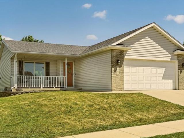 5867 Kingsbury Dr NW, Rochester, MN 55901